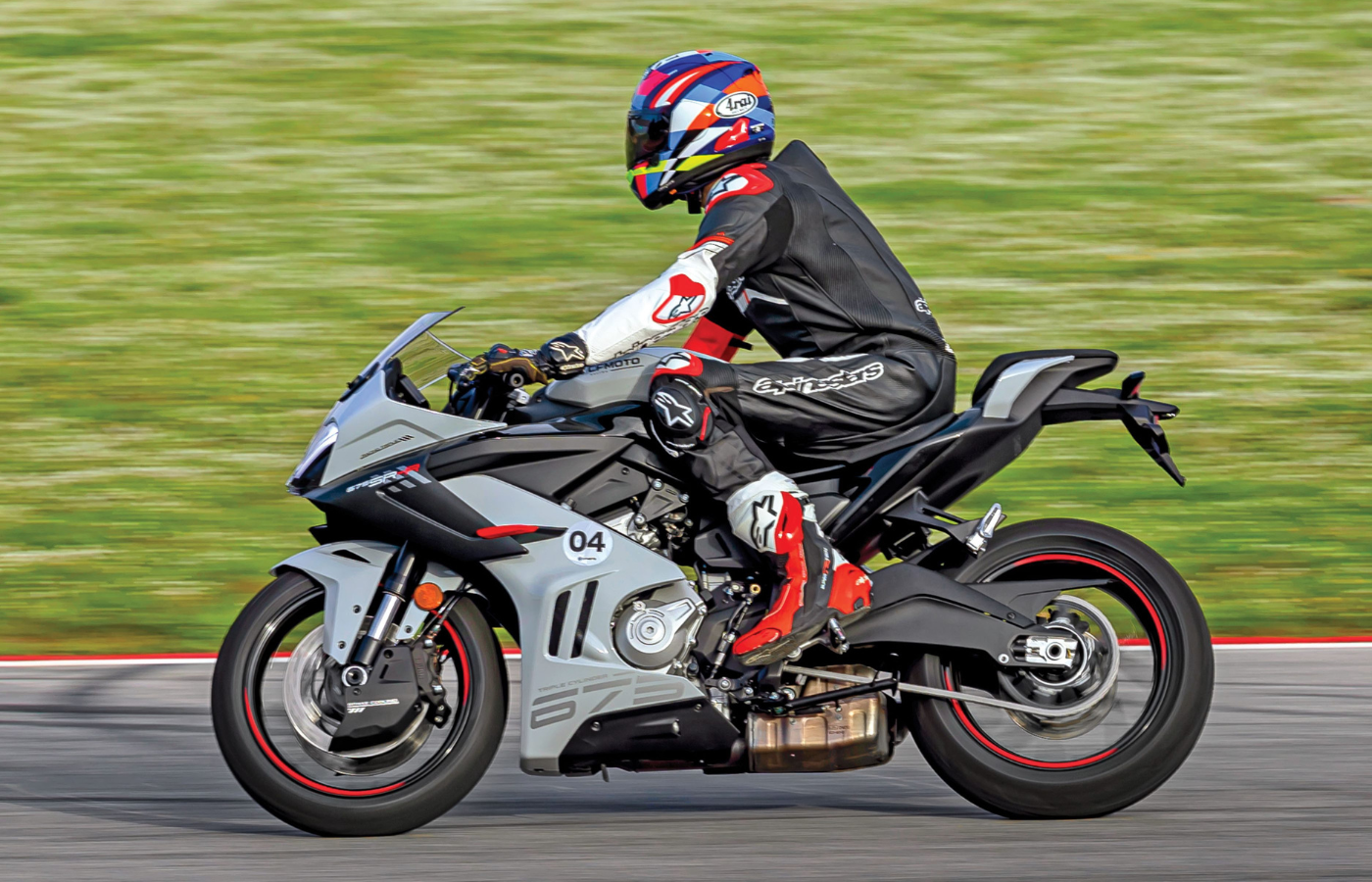 CFMoto 675SR-R quick review | Autocar India